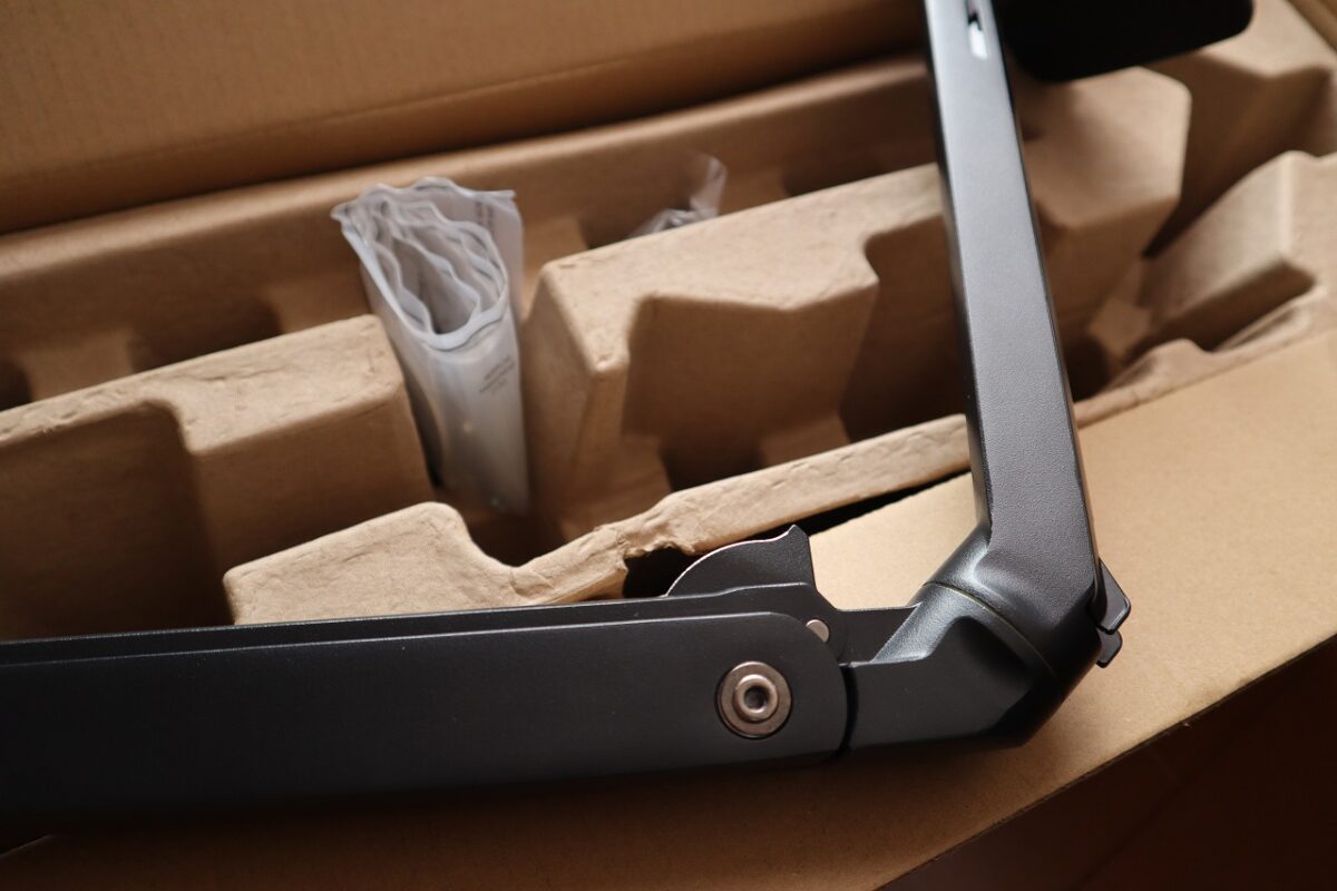 エルゴトロン MXV モニターアーム レビュー【LXと比較】 | コモバ