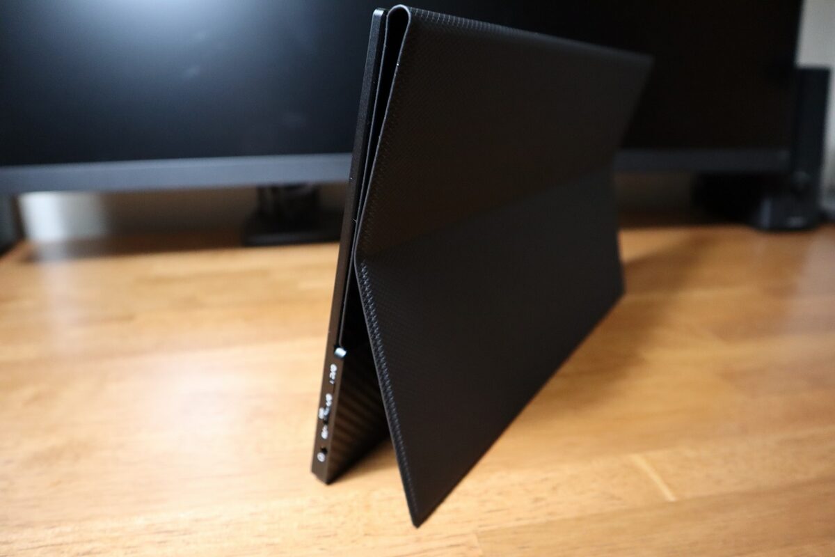 VisionOwl MD-14 レビュー。快適に持ち運べるモバイルモニター | コモバ