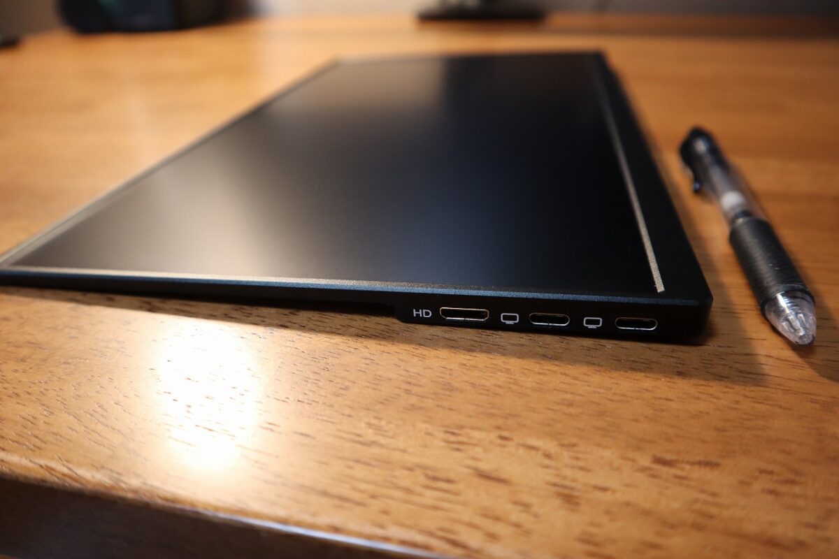 VisionOwl MD-14 レビュー。快適に持ち運べるモバイルモニター | コモバ