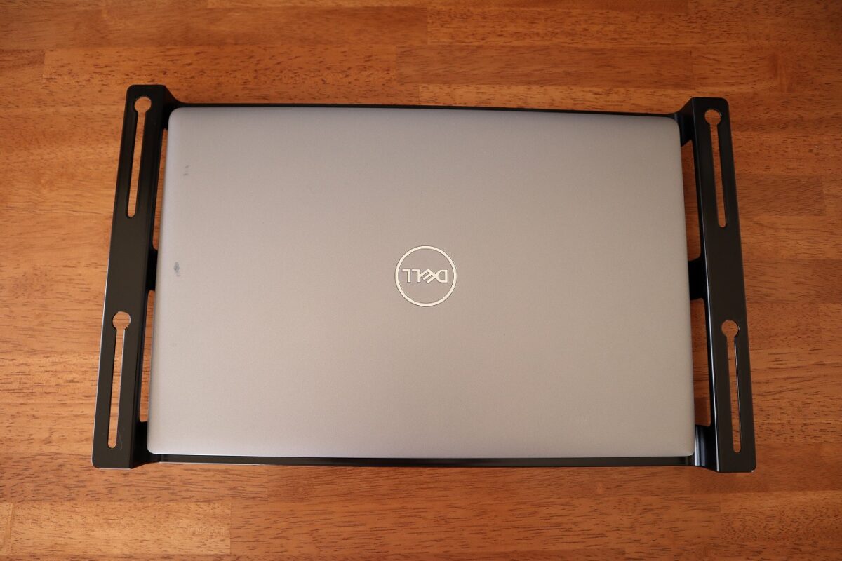 Preductsのトレイをレビュー【WindowsPCをクラムシェル運用】 | コモバ